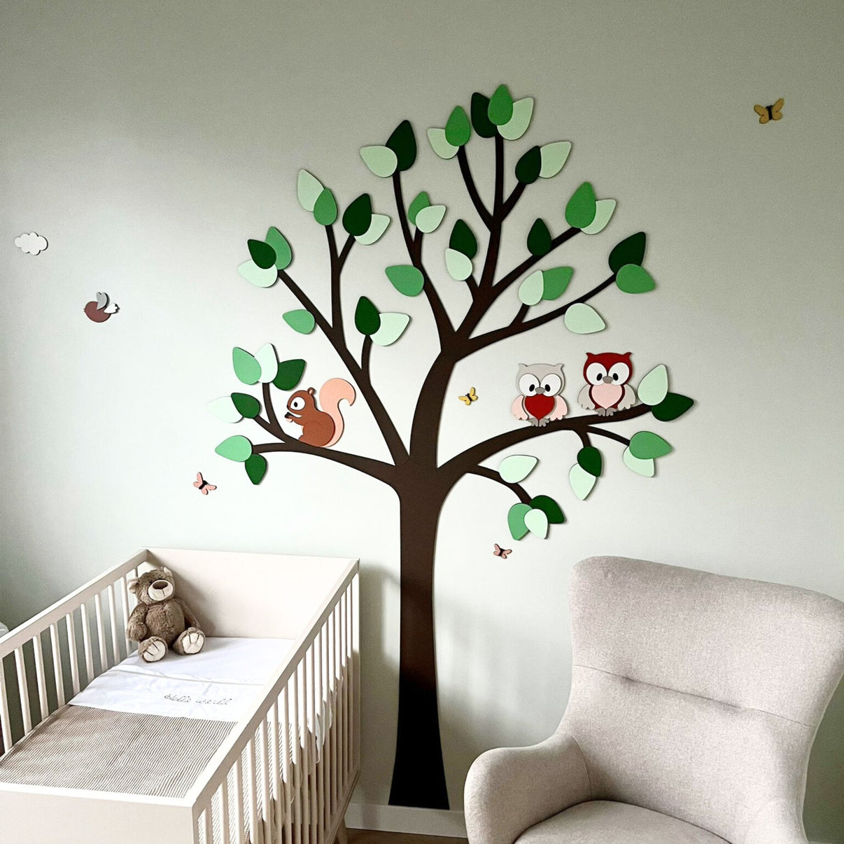 Houten muursticker - Vrijstaande boom - groene blaadjes – Koosje decoraties