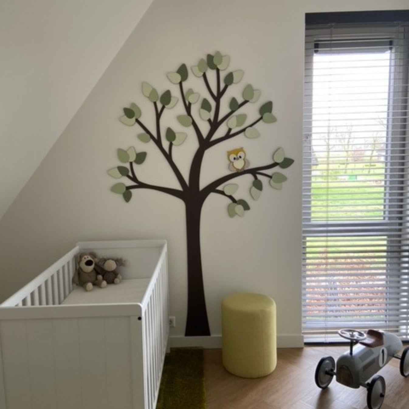 Houten muursticker - Vrijstaande boom - groene blaadjes – Koosje decoraties